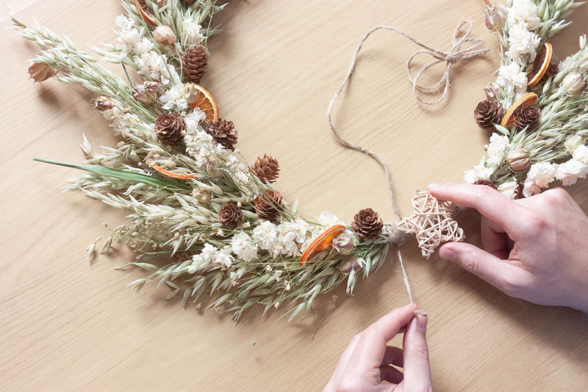 Dried Wreath Making Workshop | Eco Friendly Festive Ideas | Red Cactus